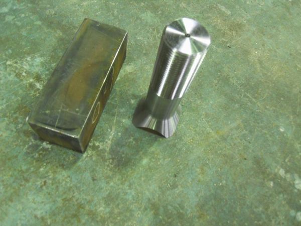 耐摩耗鋼HARDOXボルト｜株式会社共和工業所